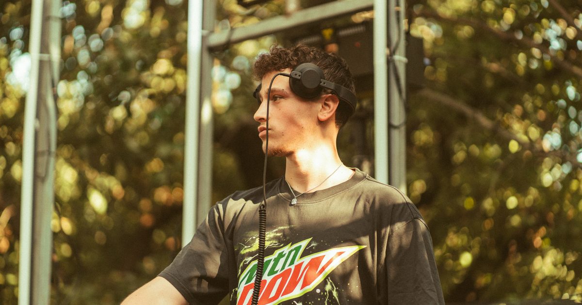 Sapian introduces his fierce alter-ego with "Ruthless Kid", a raw, razor-sharp track crafted ...