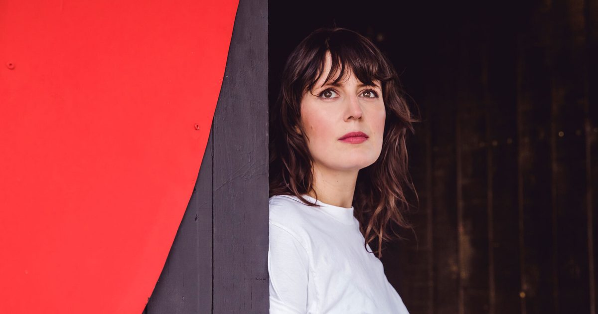 Cinthie Releases Her Debut Album Skylines - City Lights on Aus Music